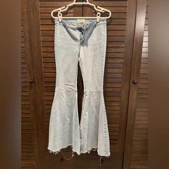 We The Free | Jeans | We The Free Float On Flare Jeans | Poshmark